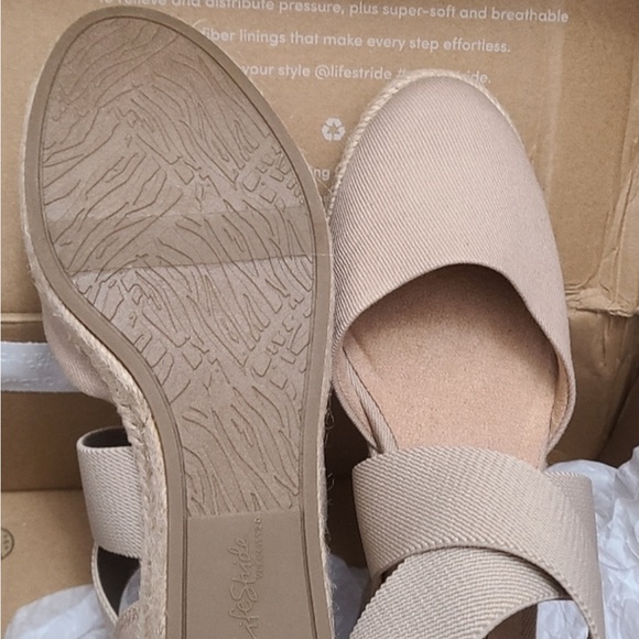 Life Stride | Shoes | Lifestride Wedges | Poshmark